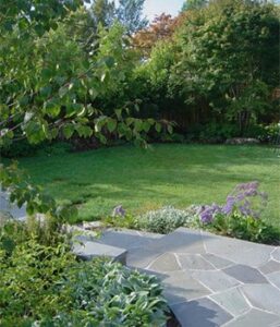 Choosing the Best Flagstone Pavers for Your Outdoor Space | Peninsula ...